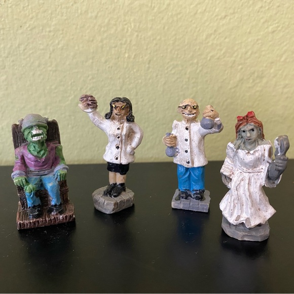 Holiday | Set Of Four Halloween Mini Mad Evil Scientist Village Figures ...